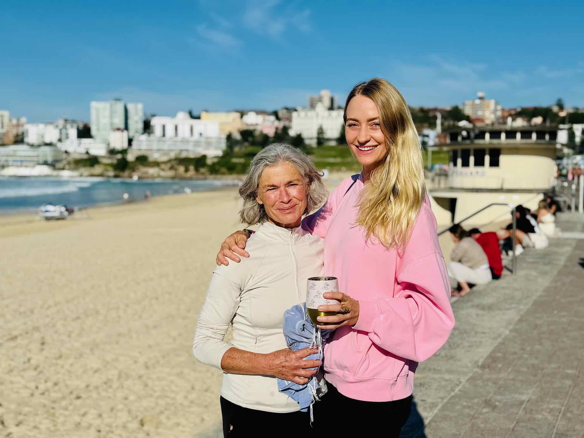 Daphne and Viktoria | HELLO BONDI
