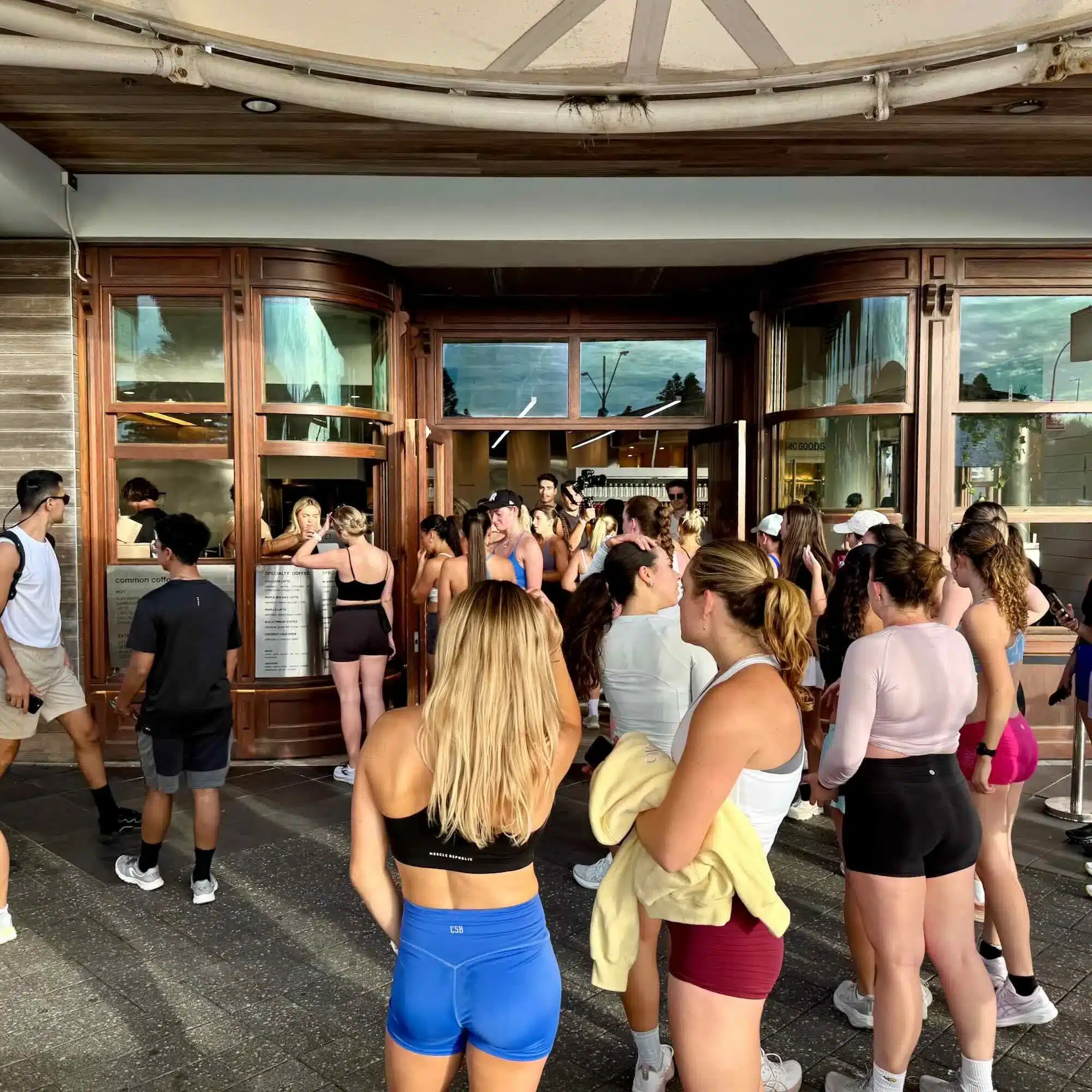 Common Supply | HELLO BONDI